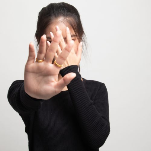 Eczéma du visage : quelles causes et quels traitements
